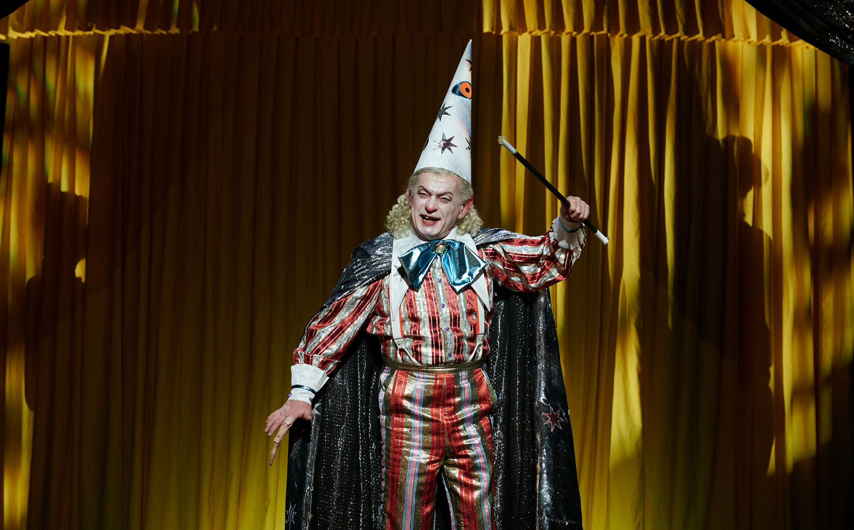 Ein Kasperletheater – auch für Erwachsene! | Staatsoper Stuttgart